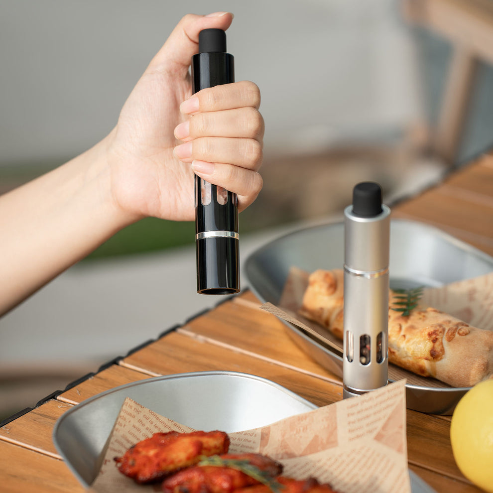 One-Handed Stainless Steel Thumb Press Spice Grinder Set – Santa Depot